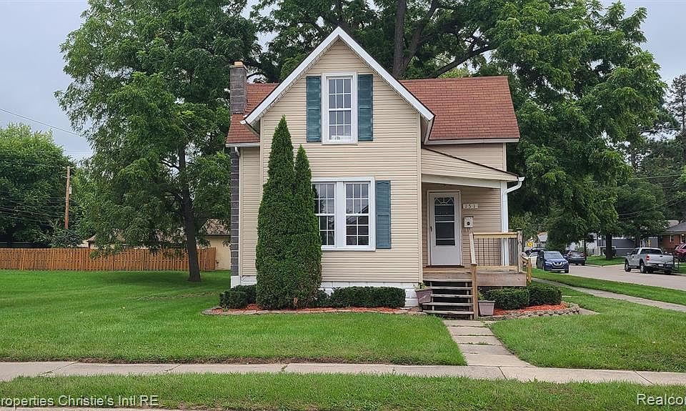 151 Barbara St, Mount Clemens, MI 48043 | MLS #20230076596 | Zillow