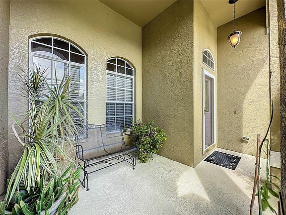 9621 Glenox Ln, Riverview, FL 33569 | MLS #U8217292 | Zillow