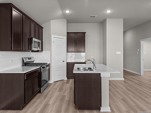 6707 Tasajillo Springs, San Antonio, TX 78253 | Zillow