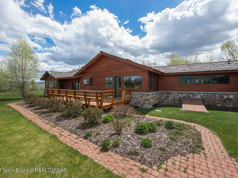 7405 N Spring Gulch Rd, Jackson, WY 83001 | MLS #22-2074 | Zillow
