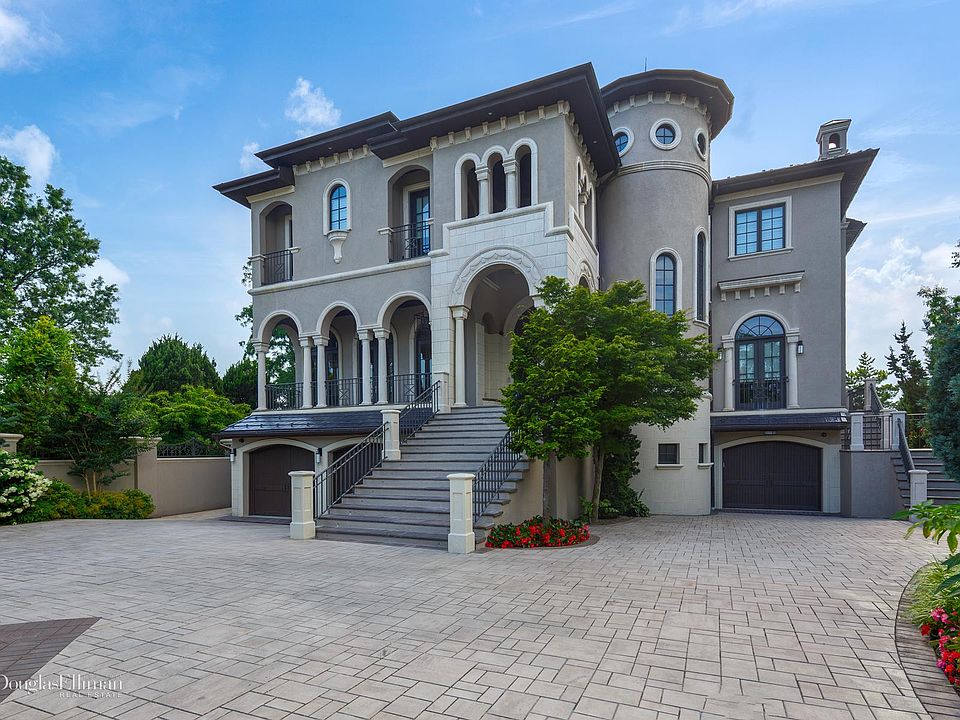 720 Point Cres, Malba, NY 11357 | Zillow