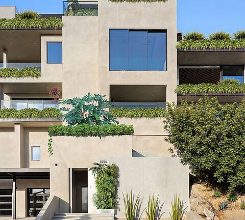 1690 N Doheny Dr, West Hollywood, CA 90069 | MLS #25503515 | Zillow