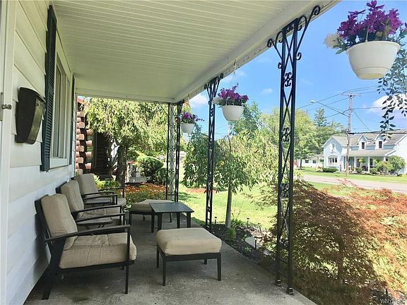 522 Witmer Rd, North Tonawanda, NY 14120 | Zillow