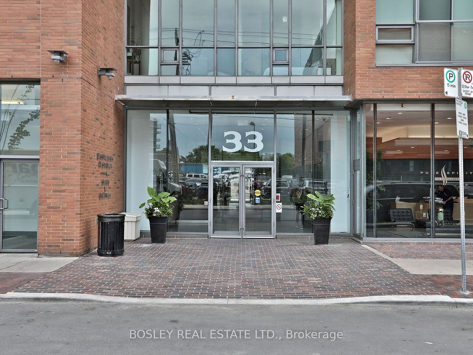 33 Mill St #447, Toronto, ON M5A 3R3 | MLS #C7252904 | Zillow