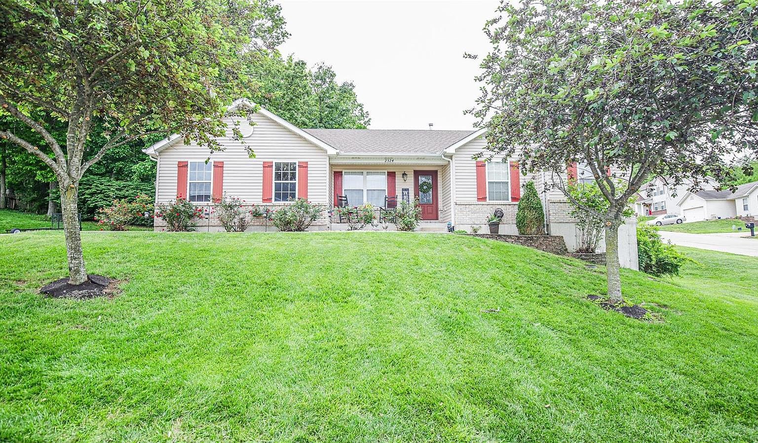 2324 W Ridge Dr, Festus, MO 63028 | Zillow