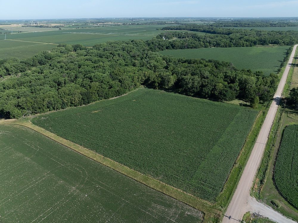 1300 County Road 2350, Wilber, NE 68465 | Zillow