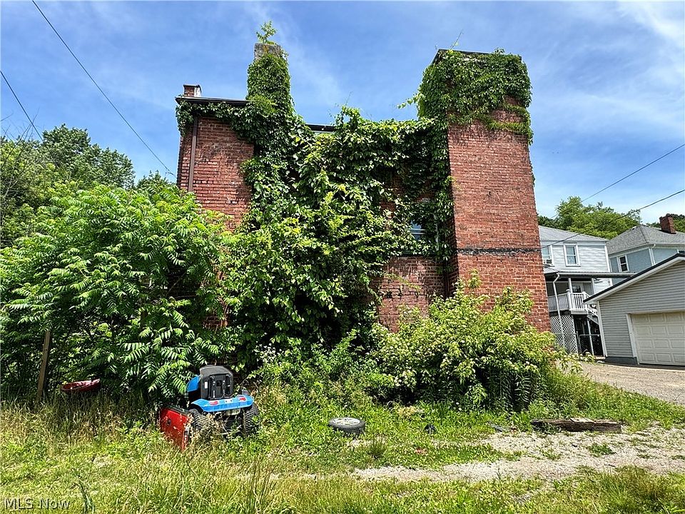 306 S Main St, Flushing, OH 43977 | Zillow