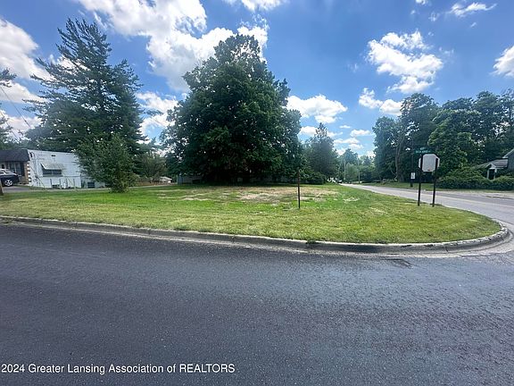 6925 Delta River Dr, Lansing, MI 48906 | MLS #281884 | Zillow