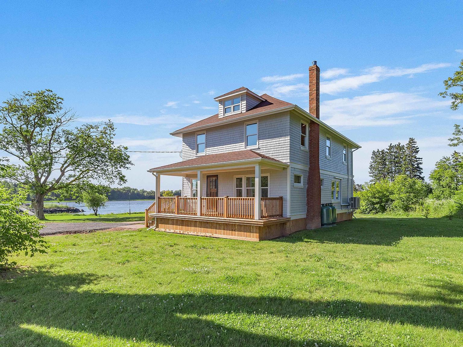 7479 Trans Canada Hwy, Cornwall, PE C0A 1H5 | Zillow