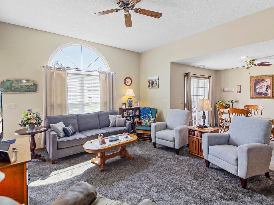 1213 Dunhurst St, Circleville, OH 43113 | MLS #223024574 | Zillow