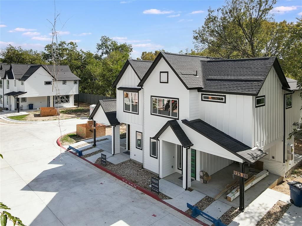 1125 Tillery St #1B, Austin, TX 78702 | MLS #9901393 | Zillow
