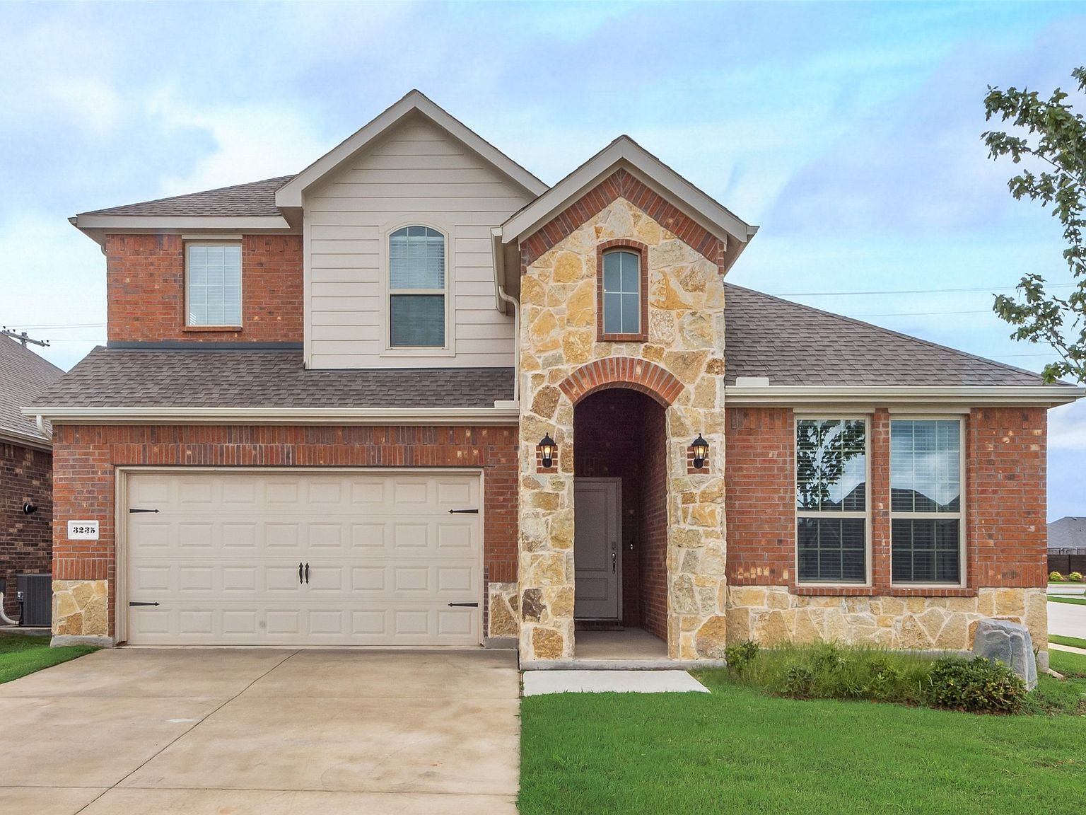 3235 Brady Starr Dr, Aubrey, TX 76227 | MLS #21001547 | Zillow