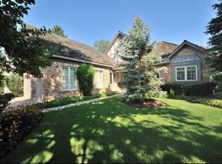 25 Lake Ridge Club Dr, Burr Ridge, IL 60527 | MLS #12397176 | Zillow