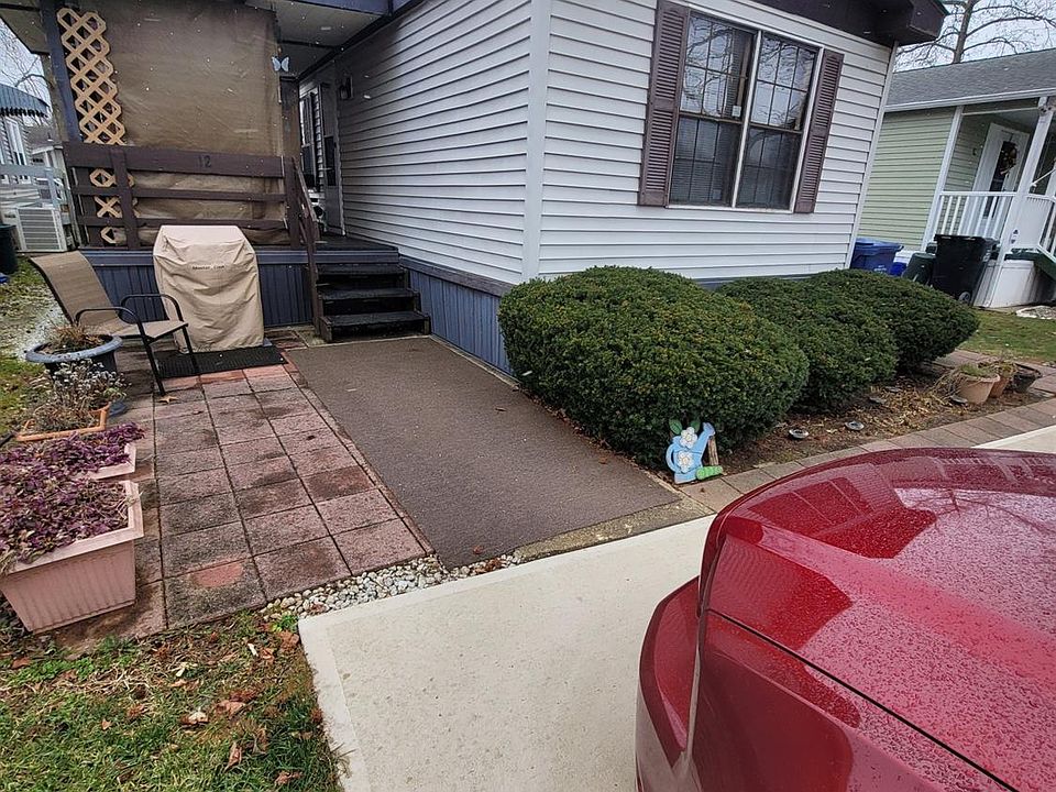 12 Poe Rd, North Brunswick, NJ 08902 | Zillow