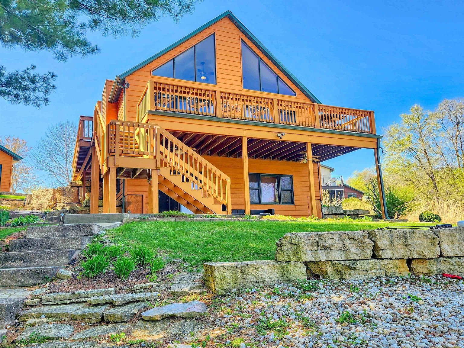 17-148 Edgewater Dr, Lanark, IL 61046 | MLS #202302276 | Zillow