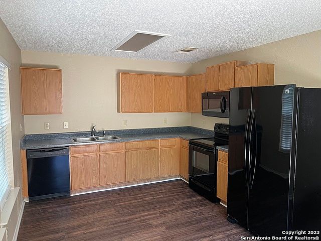 9022 MOUNTAIN FIELD DR, San Antonio, TX 78240 | MLS #1710941 | Zillow