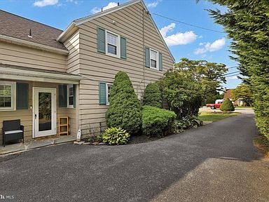 2114 Bernville Rd, Reading, PA 19601 | Zillow