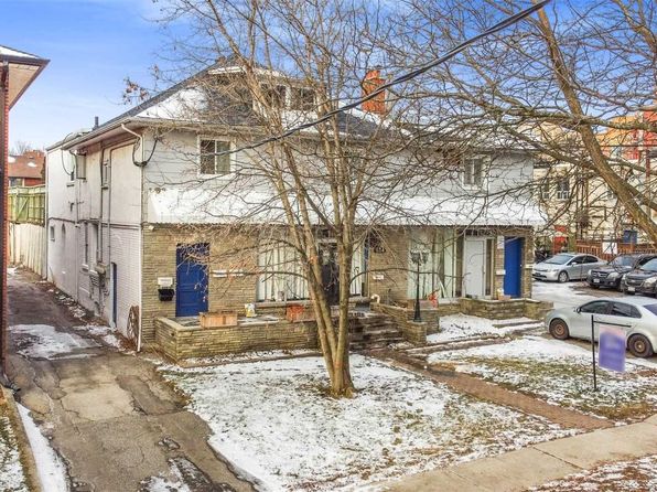 Toronto ON Duplex & Triplex Homes For Sale - 45 Homes | Zillow