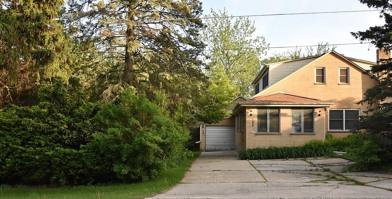 4723 Shirley AVENUE, Racine, WI 53406 | MLS #1794953 | Zillow