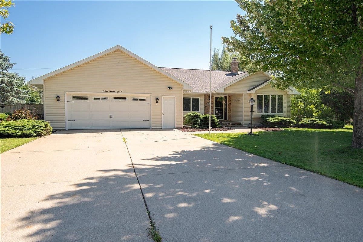 N454 Cape Cod Ave, Appleton, WI 54914 | Zillow