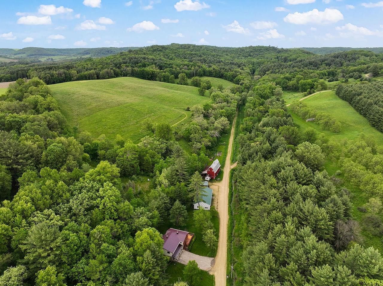 14946 Gerber Lane, Cazenovia, WI 53924 | Zillow