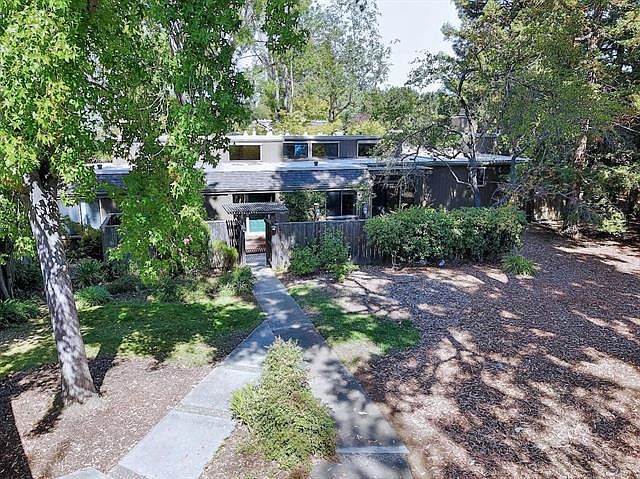 11 Farm Rd, Los Altos, CA 94024 | Zillow