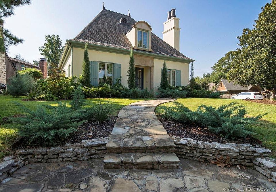 2206 E 24th St, Tulsa, OK 74114 | Zillow