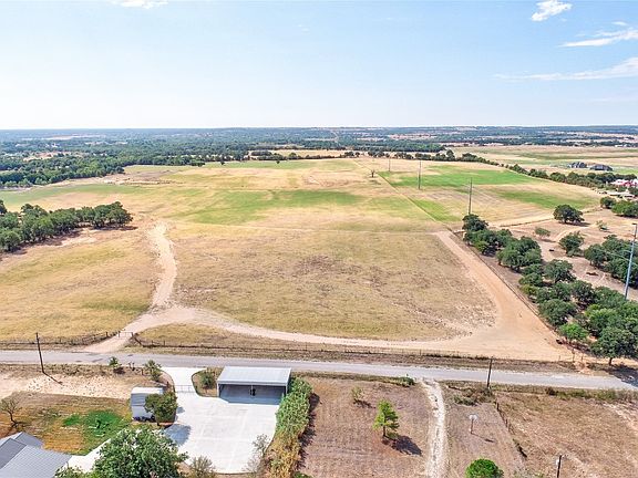 213 Division Ln, Poolville, TX 76487 | MLS #20442494 | Zillow