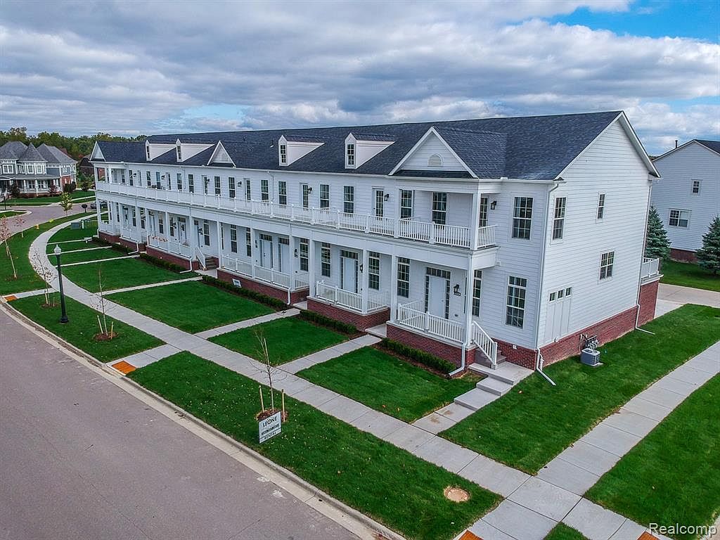 53430 Champlain St, Macomb, MI 48042 | Zillow