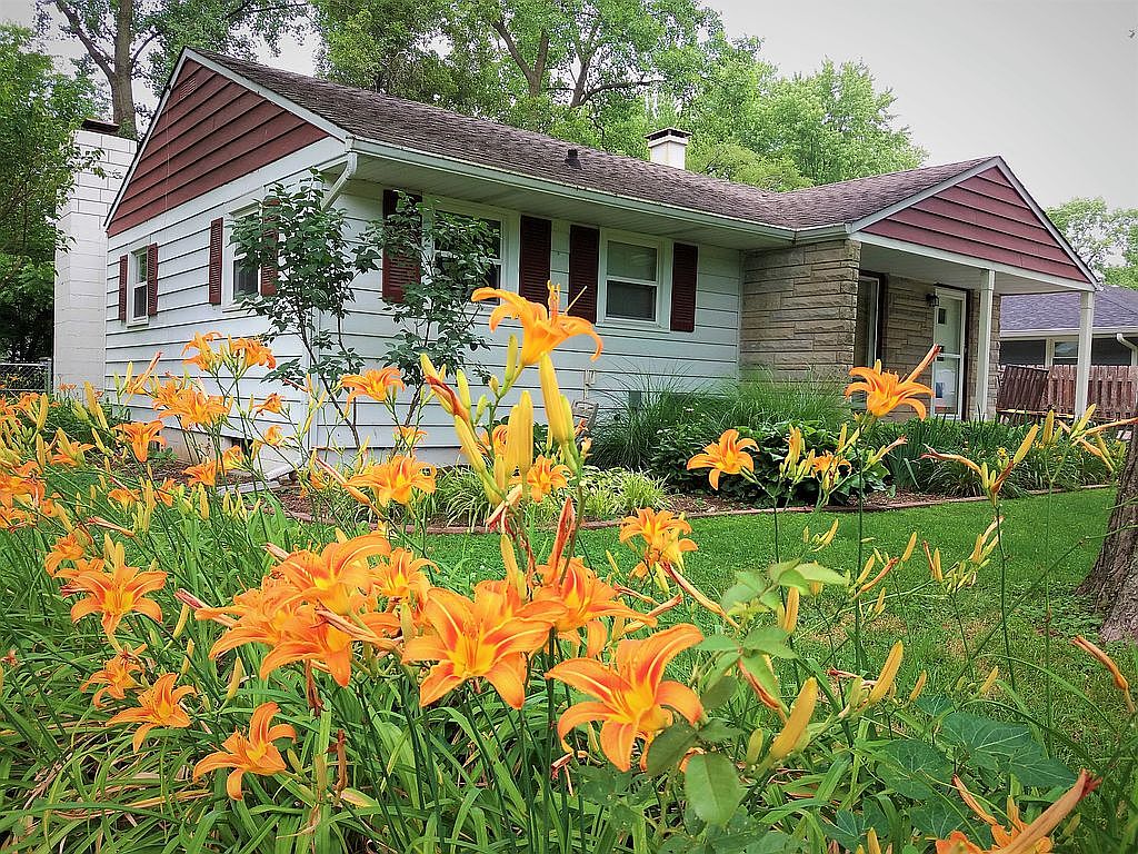 2526 Parr Dr, Indianapolis, IN 46220 | Zillow