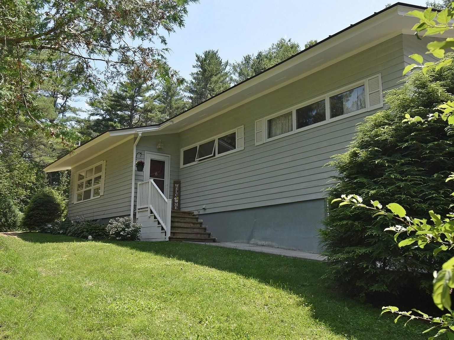 1227 Main Street, West Rutland, VT 05777 | Zillow