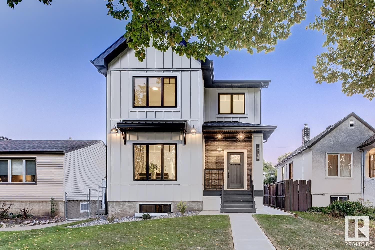 10139 82nd St NW, Edmonton, AB T6A 3M1 | MLS #E4359512 | Zillow