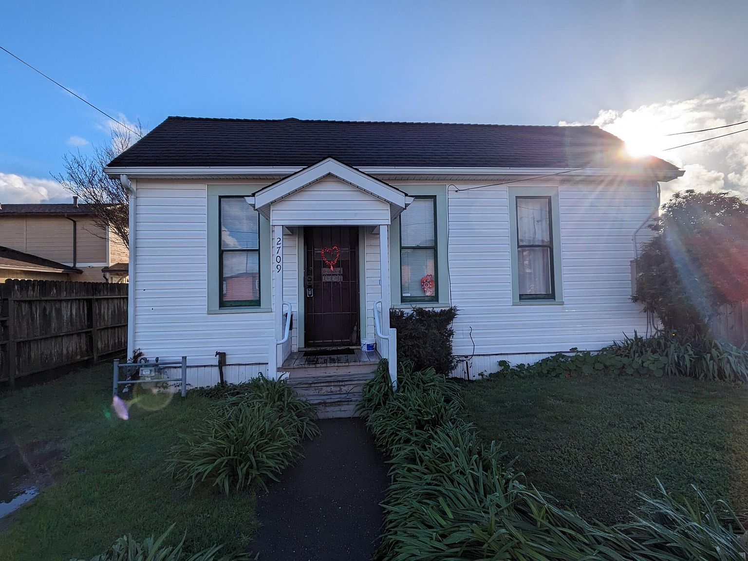 2709 Union St, Eureka, CA 95501 | Zillow