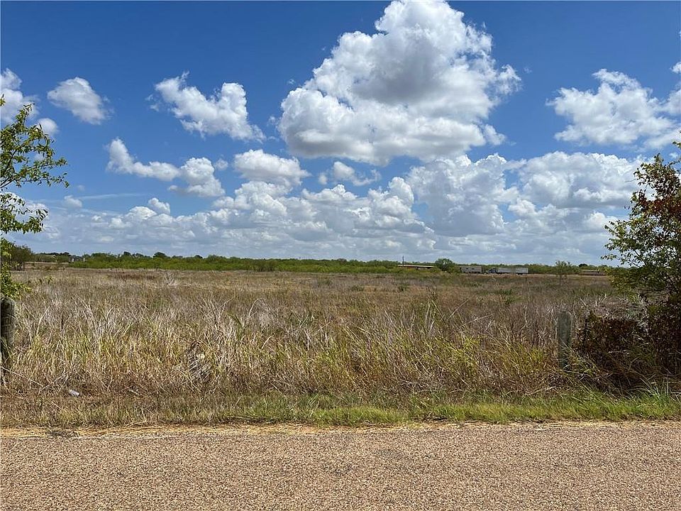 1835 County Road 430, Dime Box, TX 77853 | Zillow