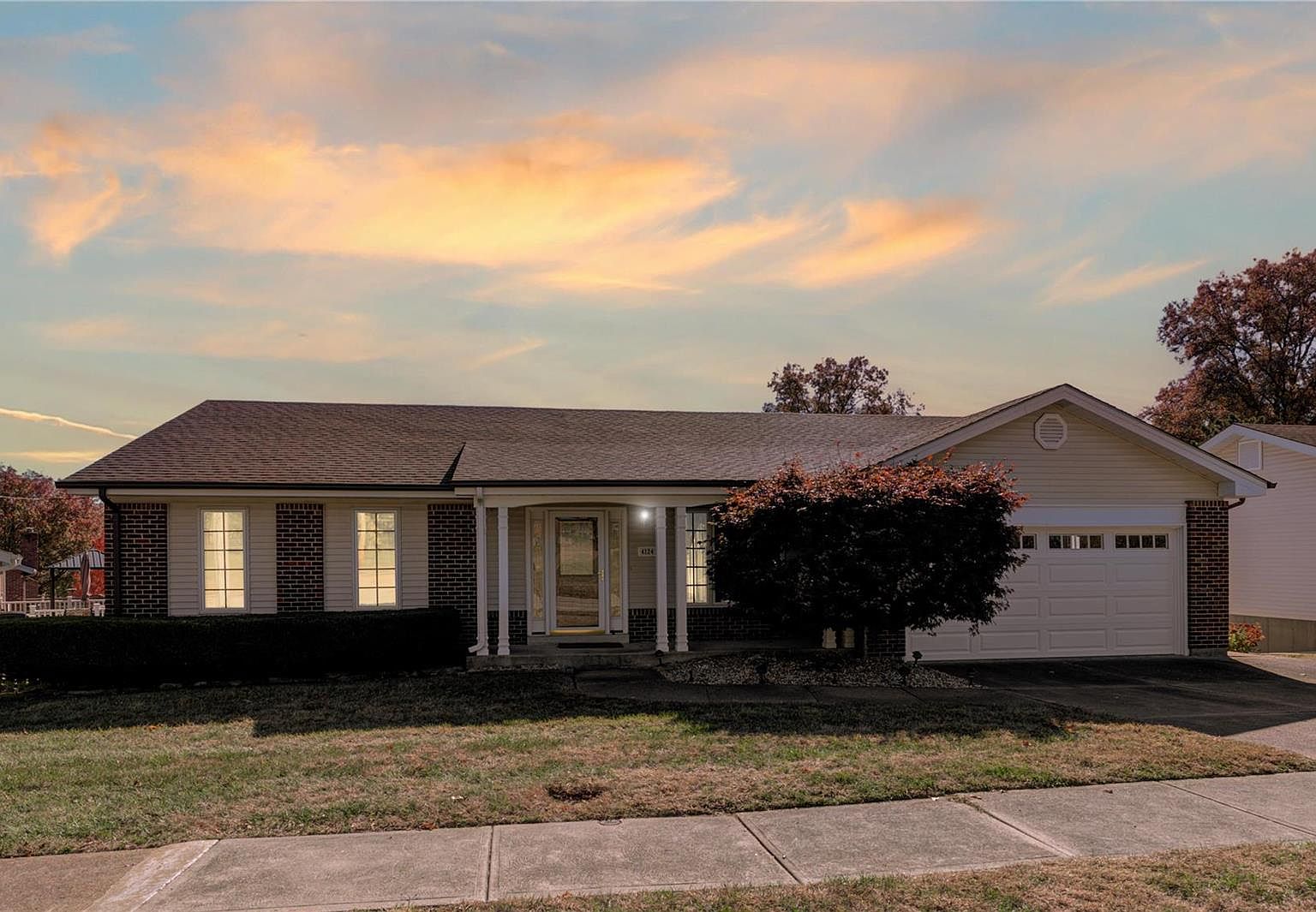 4124 Ringer Rd, Saint Louis, MO 63129 | Zillow