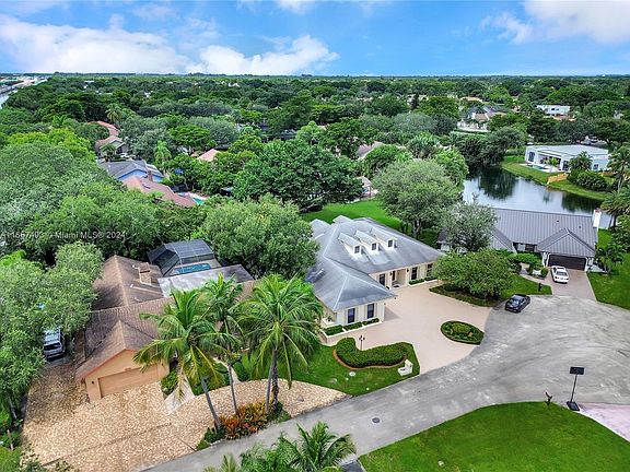 1067 SW 92nd Ave, Fort Lauderdale, FL 33324 | MLS #A11657493 | Zillow