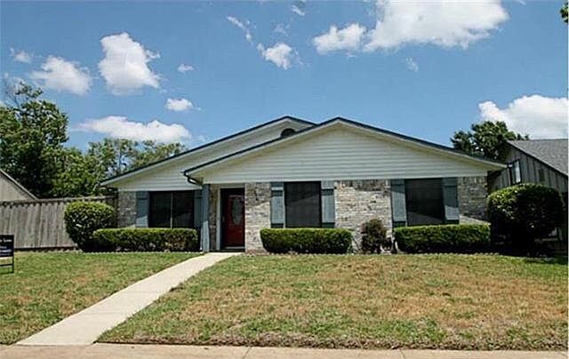 3914 Fletcher Dr, Garland, TX 75044 | Zillow