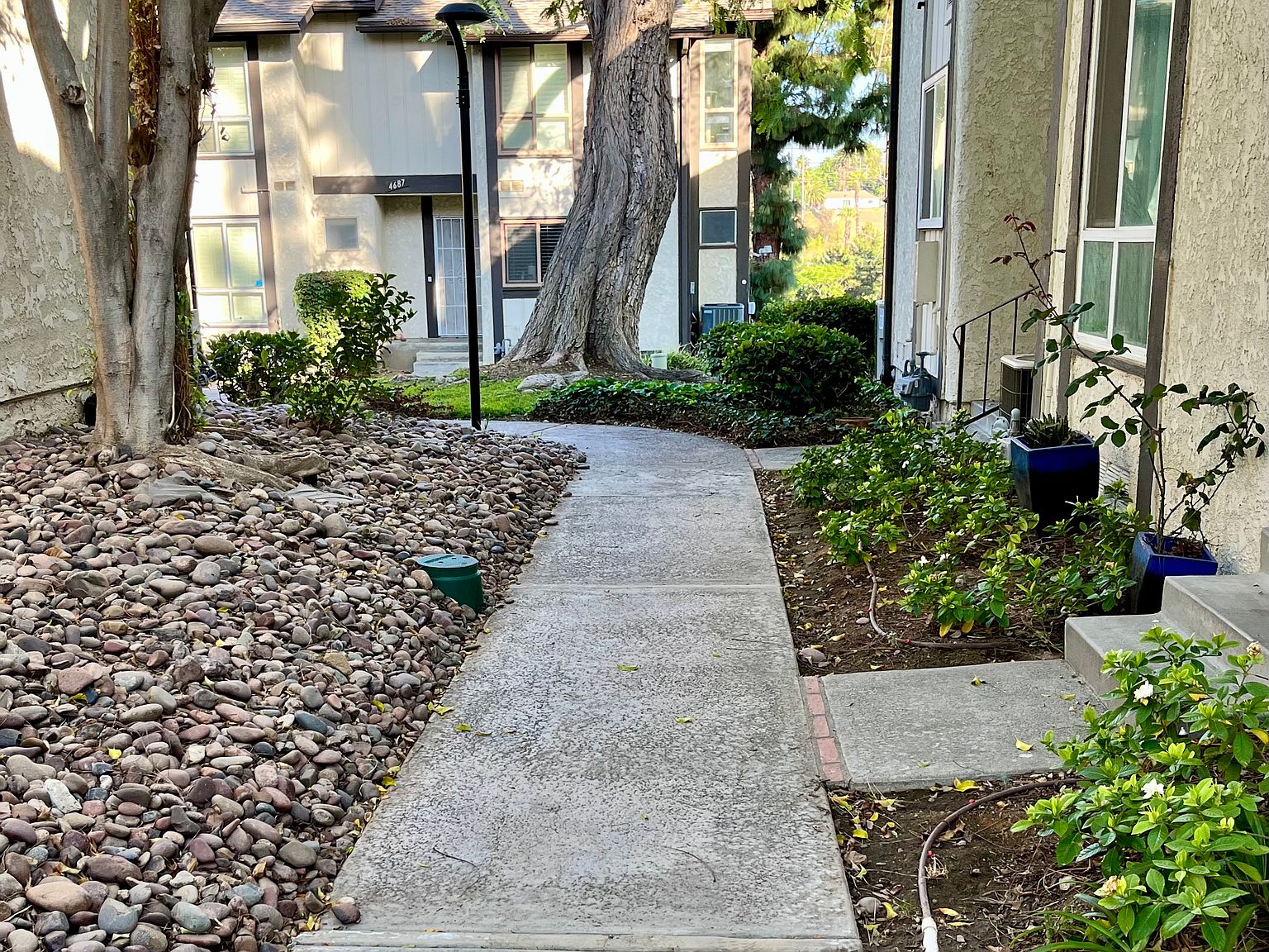4694 Maxwell Ct, Riverside, CA 92501 | Zillow