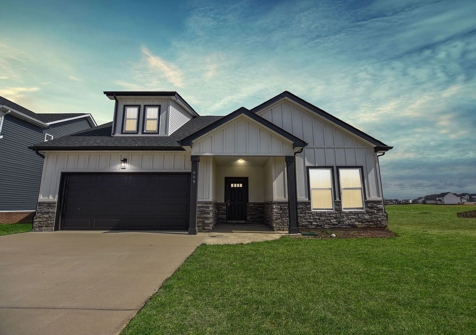 609 Wespanee Way, Clarksville, TN 37042 | Zillow