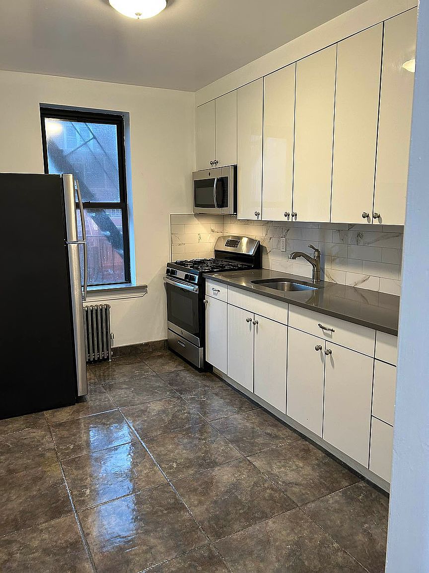 1921 Holland Ave APT 1B, Bronx, NY 10462 | Zillow
