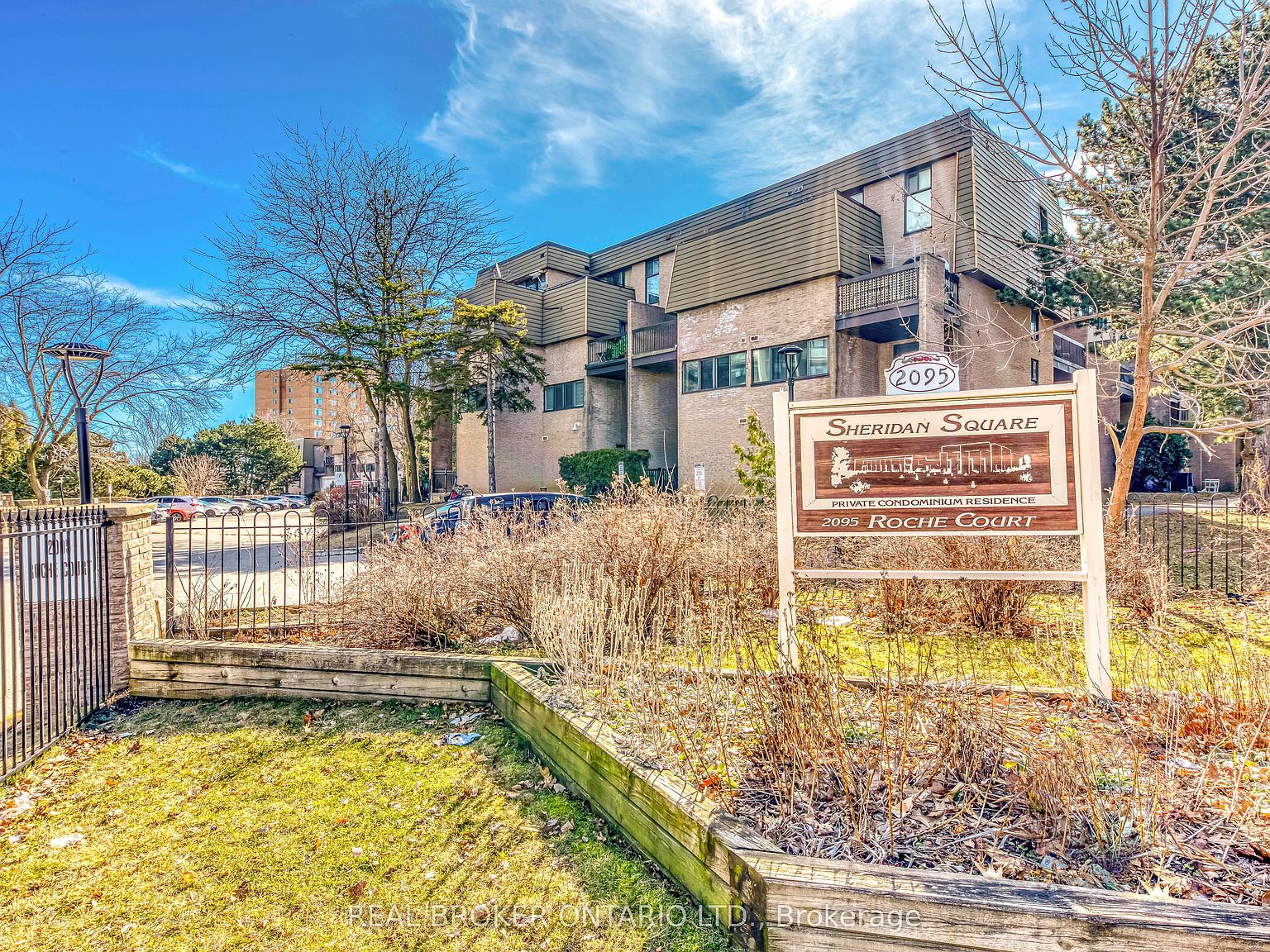 2095 Roche Ct #130, Mississauga, ON L5K 2C8 | MLS #W12047716 | Zillow