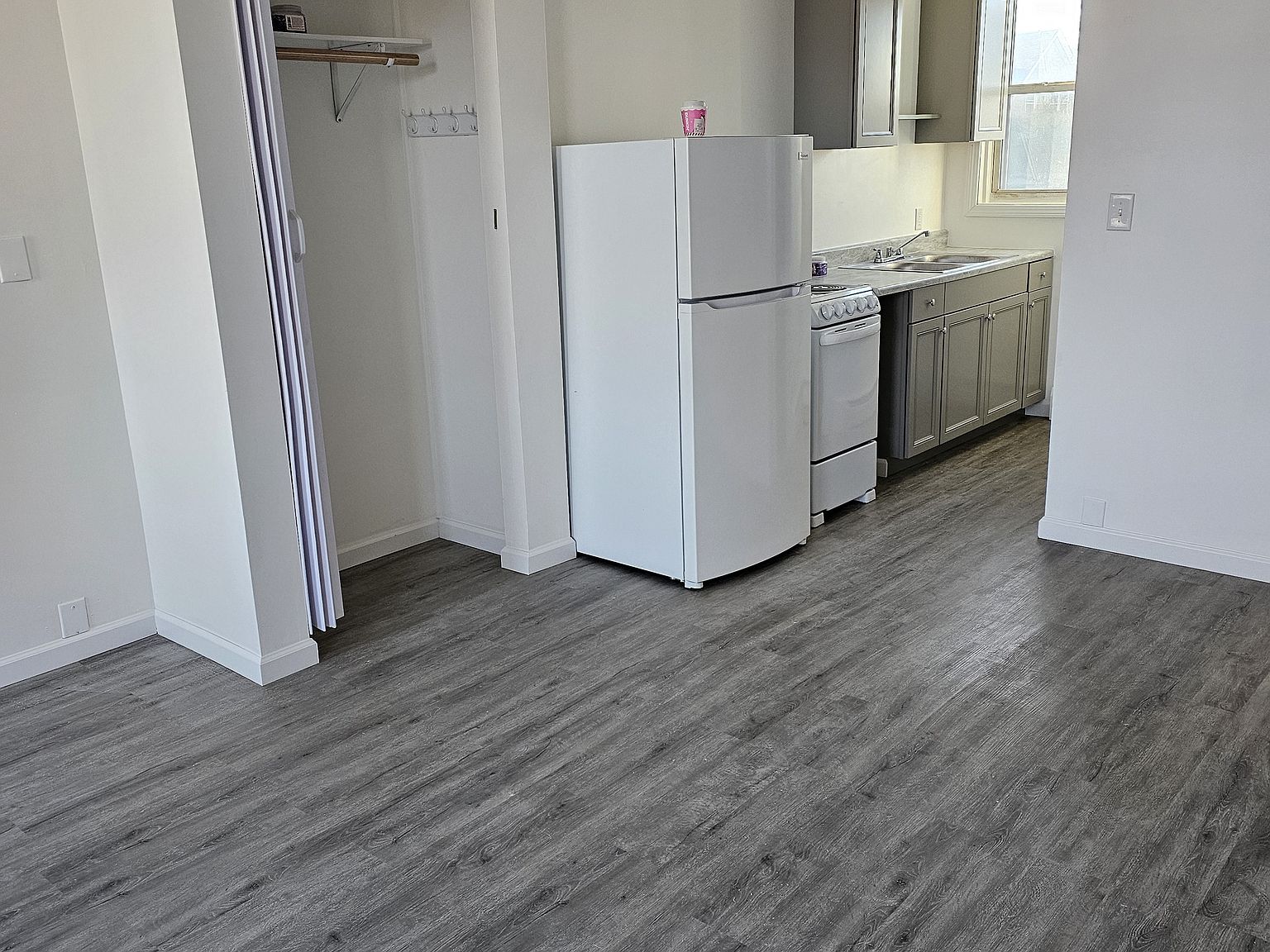 92 Carpenter St APT 2, Providence, RI 02903 | Zillow
