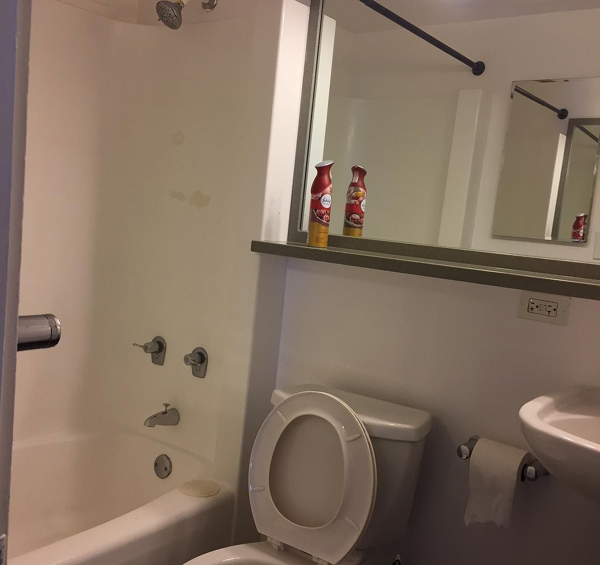 1050 Kinau St APT 1107, Honolulu, HI 96814 | Zillow