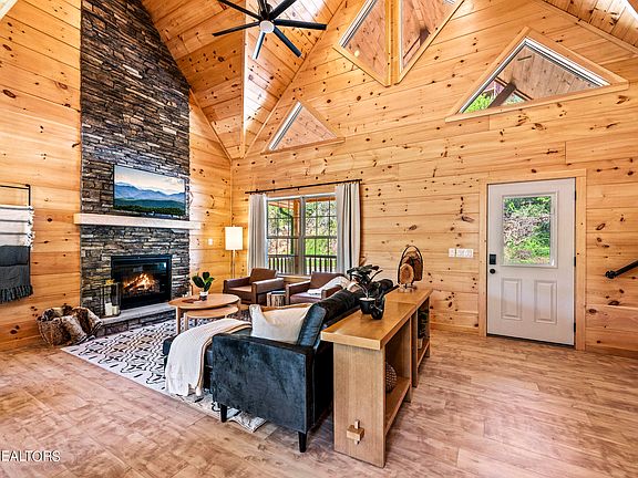 3446 Smoky Ridge Way, Sevierville, TN 37862 | MLS #1262463 | Zillow