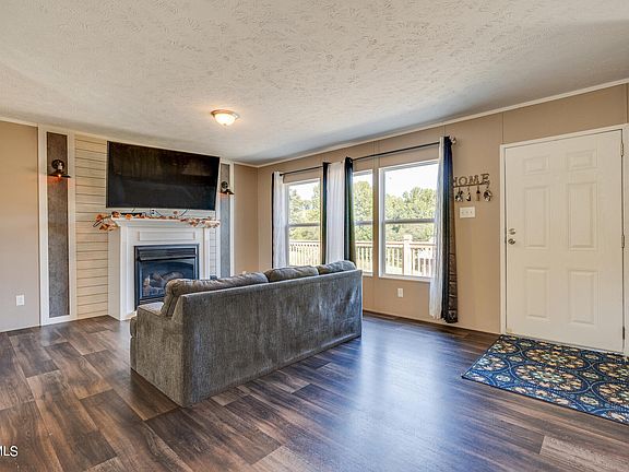 7427 Manville Rd, Gate City, VA 24251 | Zillow