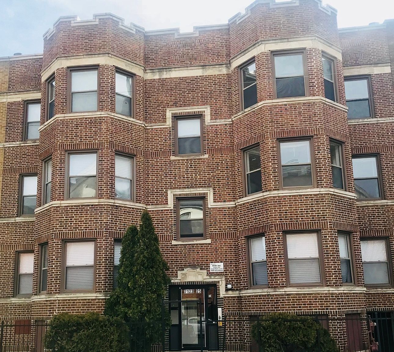 7125 S Merrill Ave APT 2, Chicago, IL 60649 | Zillow