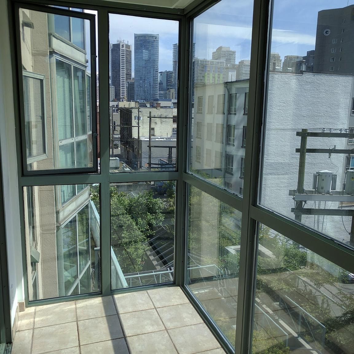 1188 Howe St, Vancouver, BC V6Z 2S8 | Zillow