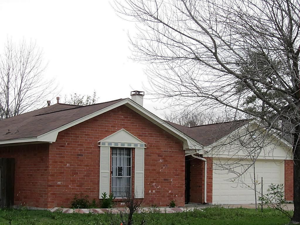 530 La Riviera Dr, Houston, TX 77015 | Zillow