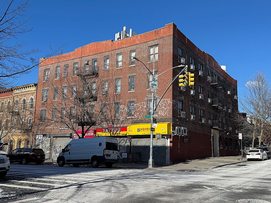 4902 7th Ave #1, Brooklyn, NY 11220 | MLS #S1754032 | Zillow