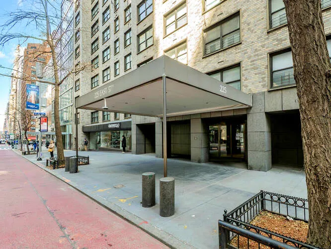225 East 57th Street #1L in Sutton Place, Manhattan | StreetEasy